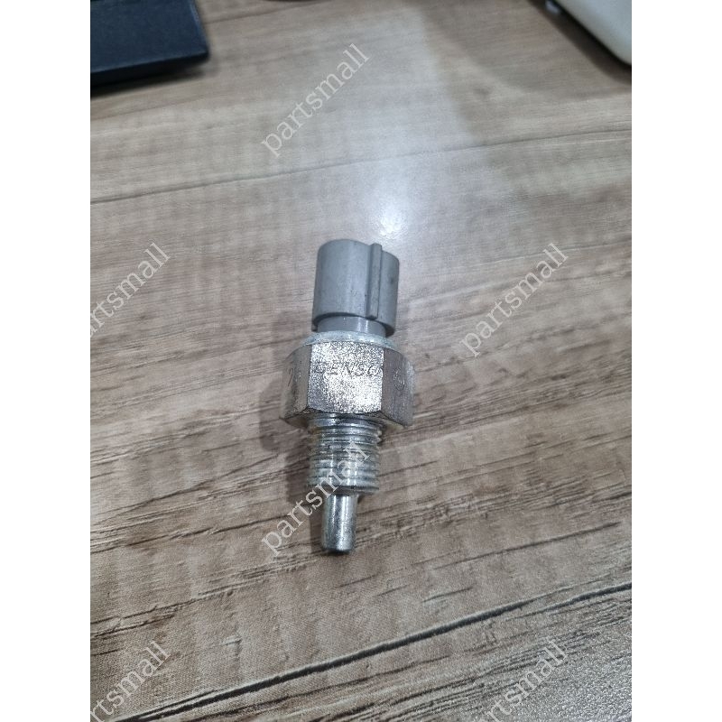 TOYOTA REVO GUN125 2WD 2020 GEAR BOX ,/ TEMP SWITCH 100% GENIUNE (89429 ...