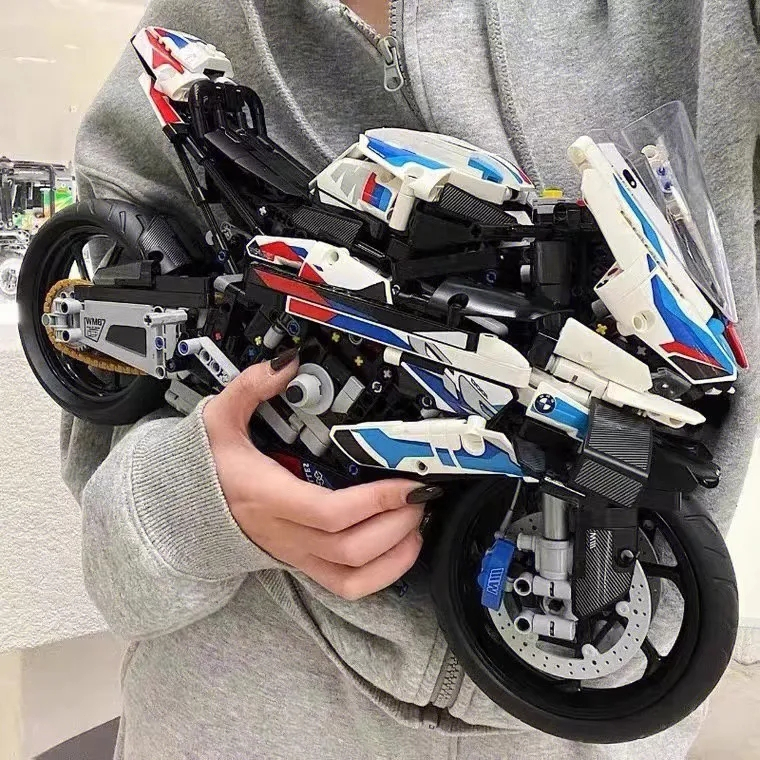 ⚡COD⚡ BMW M1000RR Building Blocks Motorcycle Toys 1920PCS Ornaments ...