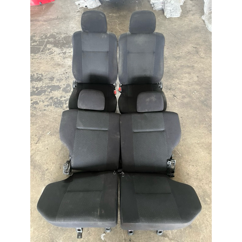 Daihatsu Terios Kid Seat Benang Biru Complete Set For Perodua Kembara ...