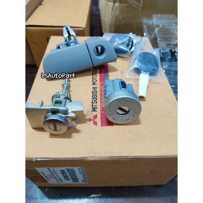 ORIGINAL MITSUBISHI TRITON KEY SET | Shopee Malaysia