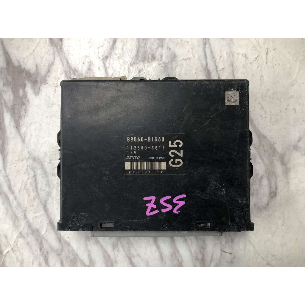 TOYOTA bB Engine Control Unit ECU 3SZ G25 89560-B1560 used original ...