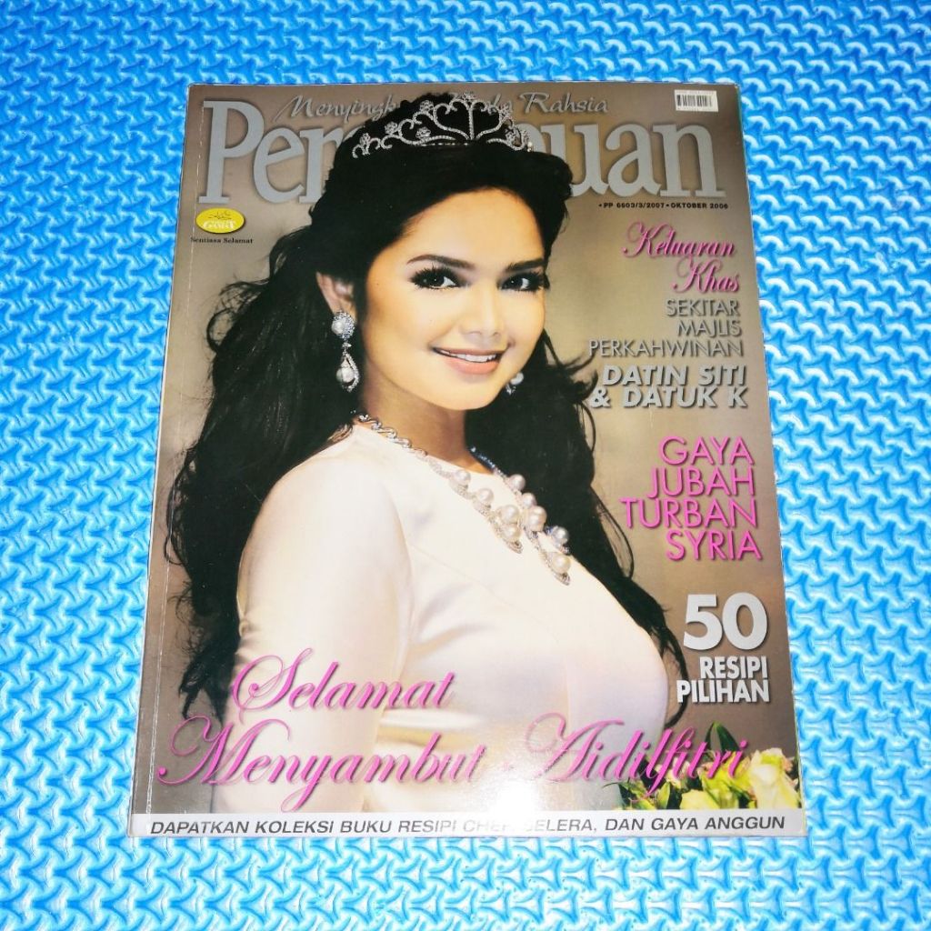Majalah Perempuan Keluaran Khas Sekitar Majlis Perkahwinan Siti ...