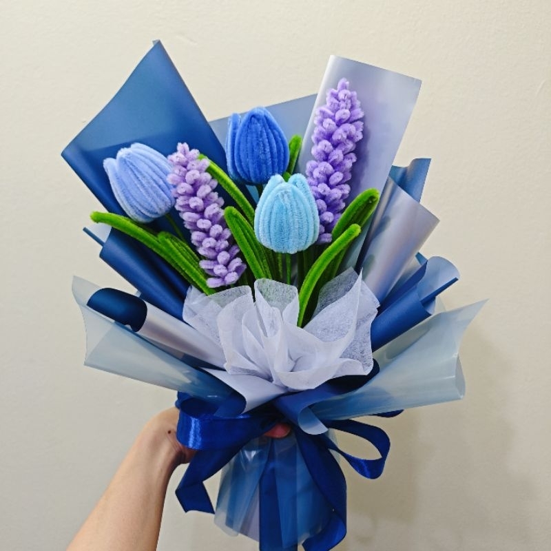 Chenille stem pipe cleaner lavender graduation birthday flower bouquet ...