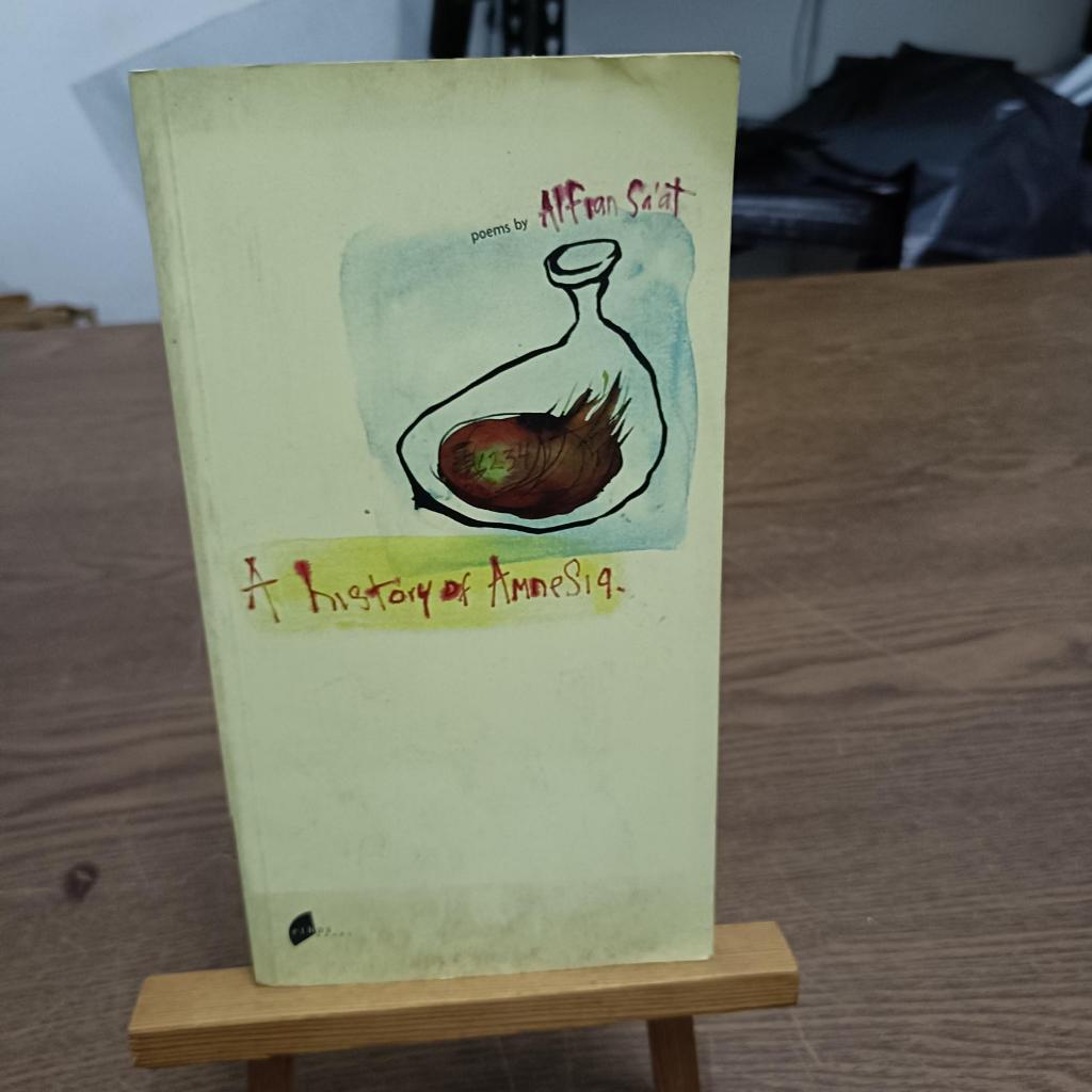 A historical amnesia, poems by Affian Sa'at | Shopee Malaysia