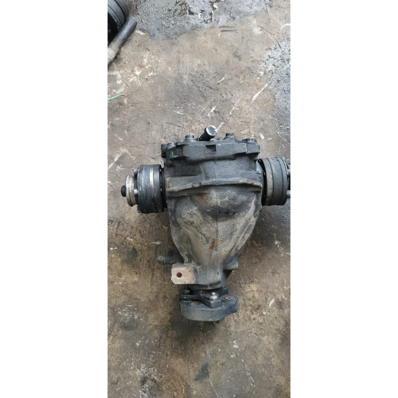 Mercedes w202 Rear Axle Gearbox used(original) | Shopee Malaysia