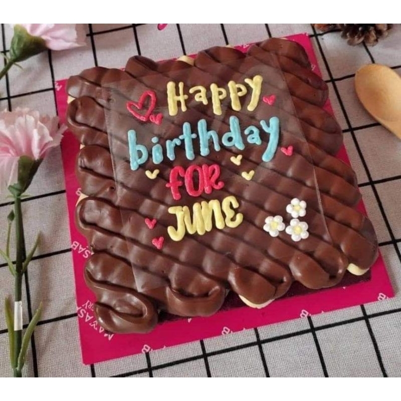 KEK REDVELVET FULL NUTELLA [Original HQ Mamasab Bakery] FREE Wording ...
