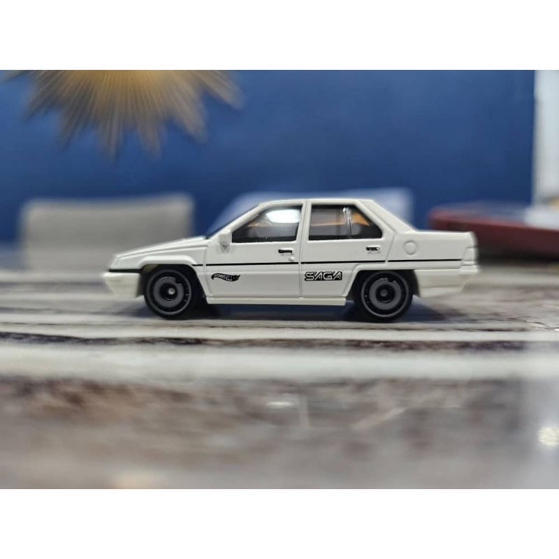 Hotwheels Proton Saga Putih (Loose items) | Shopee Malaysia
