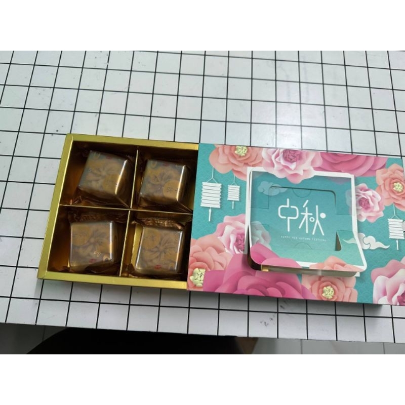 (HALAL) - Kuih Bulan / Mooncake Homemade (In Box Packaging / Kotak ...