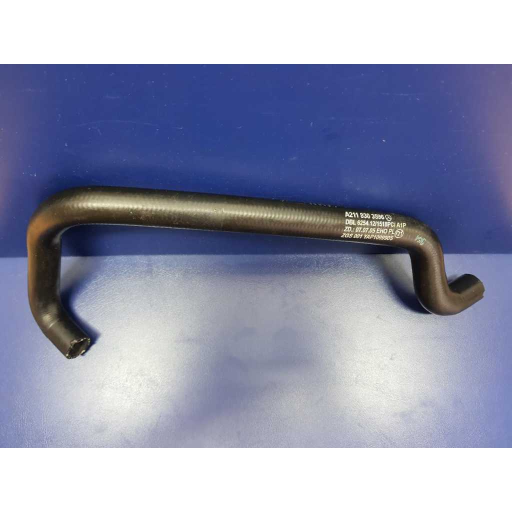 Original Mercedes - Recirculating / Auxiliary Water Pump Hose ...