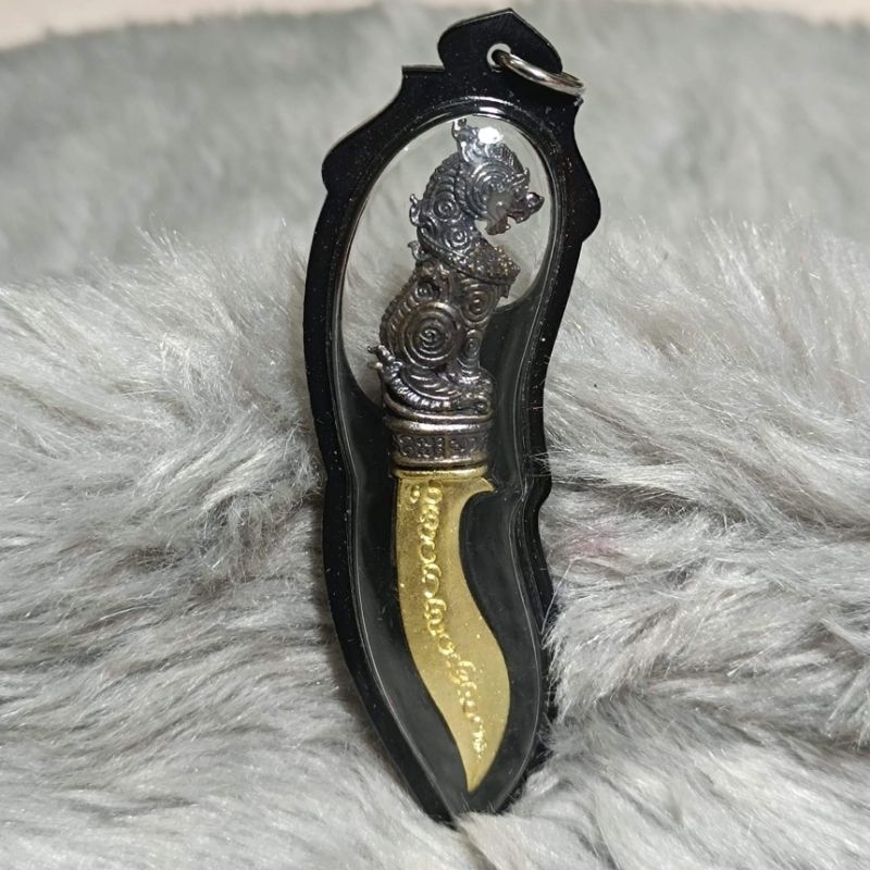 麒麟狮灭魔刀 Singha Mitmor Knife 10cm | Shopee Malaysia