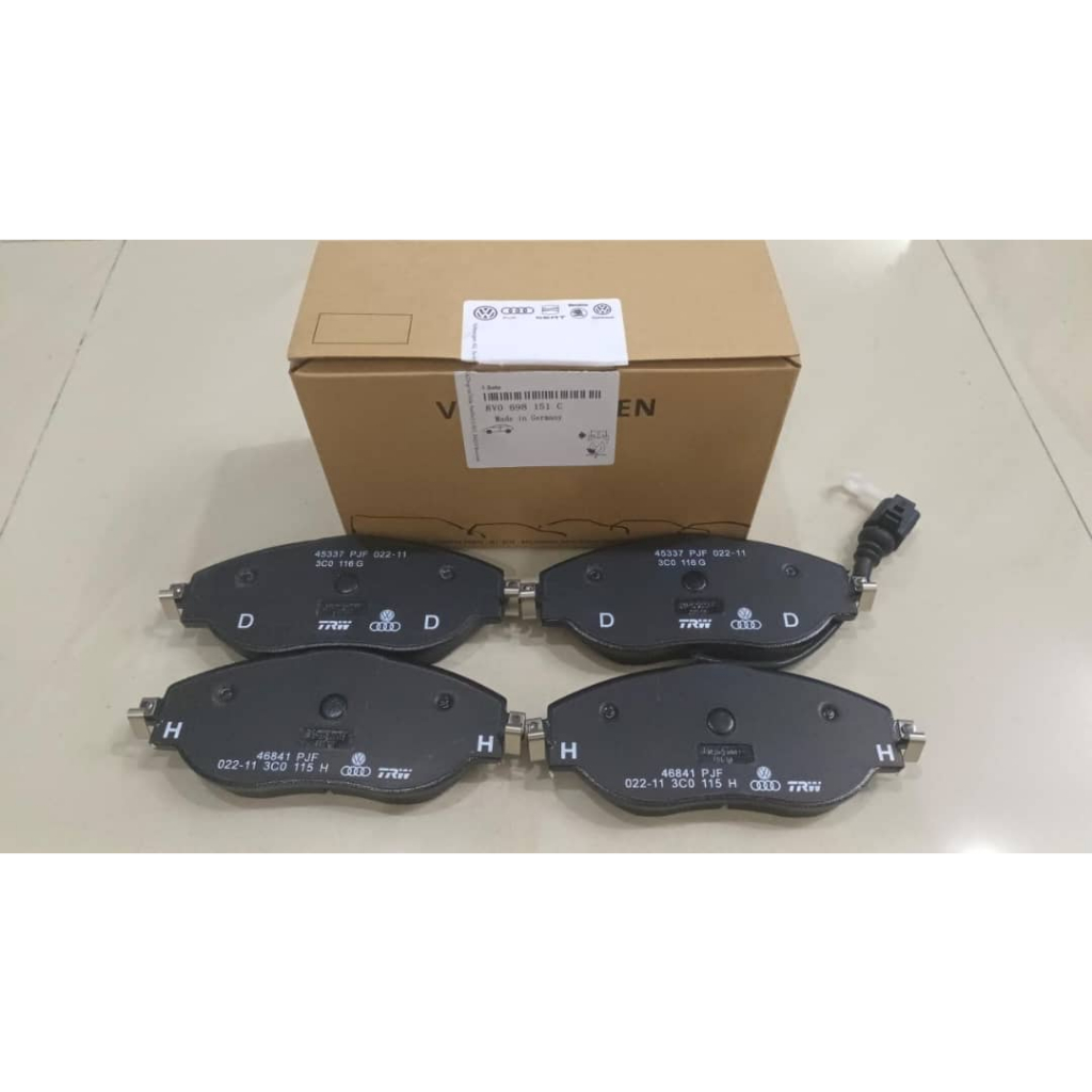 8V0698151C FRONT BRAKE PAD VW GOLF MK7 2.0 GTI TIGUAN 2015 AUDI A3 ...