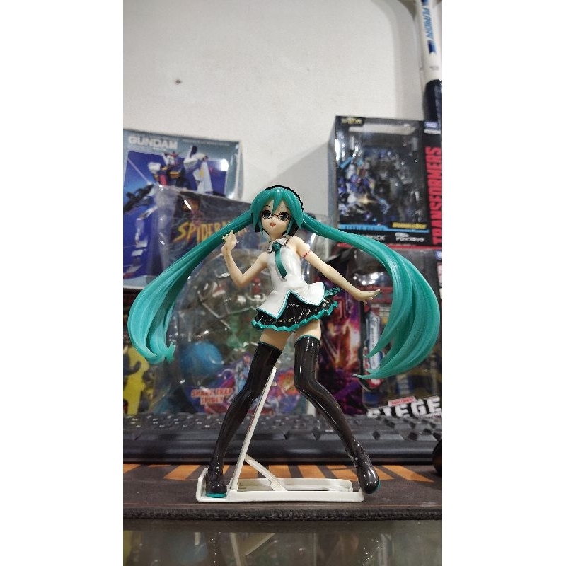 HATSUNE MIKU (pre love item) microphone and stand missing | Shopee Malaysia