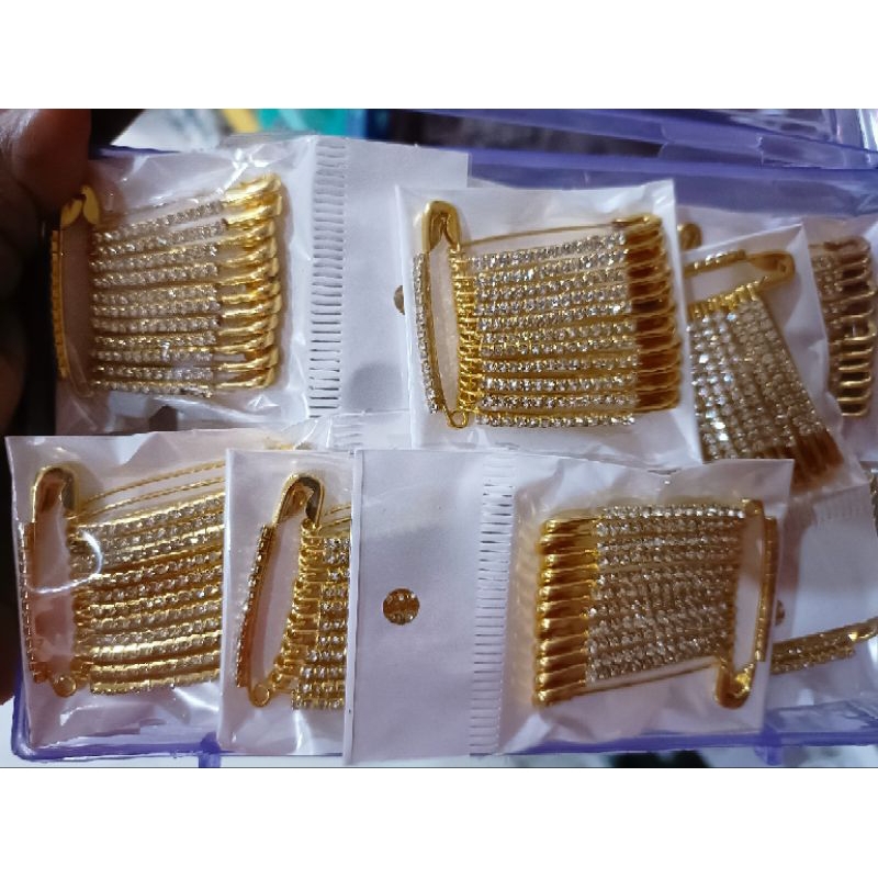 SAREE SAFETY PIN GOLD WITH WHITE STONE 1 SET 12 PIECES | Shopee Malaysia