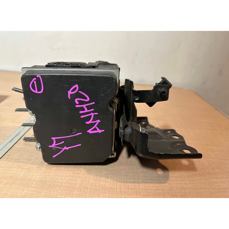 TOYOTA ALPHARD VELLFIRE ANH20 GGH20 ABS BRAKE PUMP / ABS ACTUATOR Y7 ...