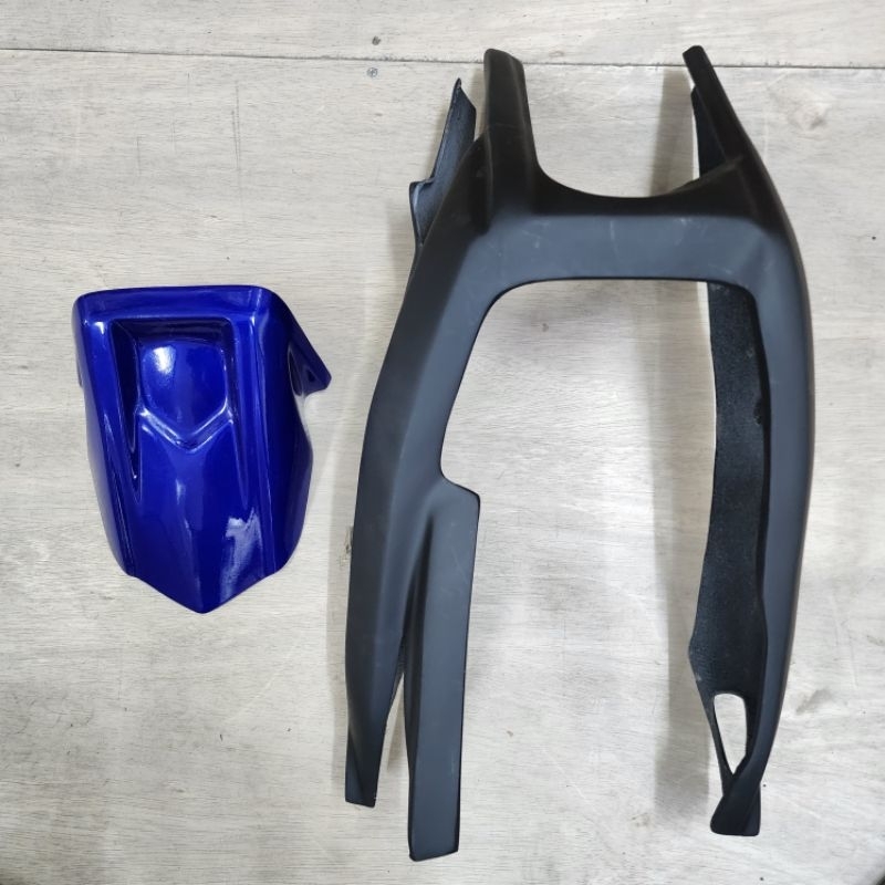 Yamaha R25 Rear Hugger Rear Fender Fibre Material Rear Arm Cover ...