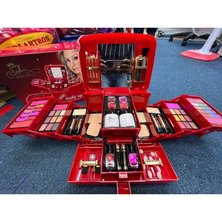 New High Quality Beauty Specialist Eyeshadow Make Up Kit- M42 Face ...
