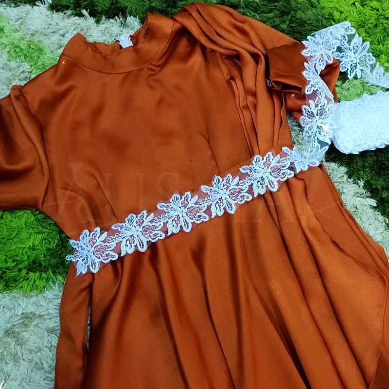 LACE SEQUIN/ BORDER LACE/ LACE BAJU/ LACE BUNGA (METER) | Shopee Malaysia