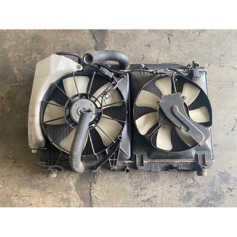 Honda Stream Radiator With Fan Set For RN6 RN7 RN8 RN9 R18A | Shopee ...