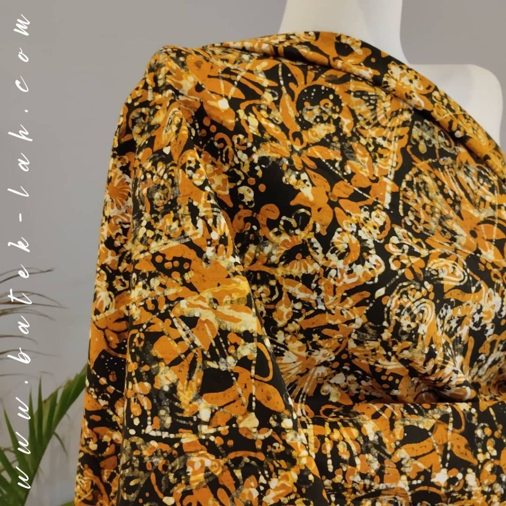 Traditional Sarong Batik Malaysia - (Hand-Stamped Batik) - 100% Genuine ...