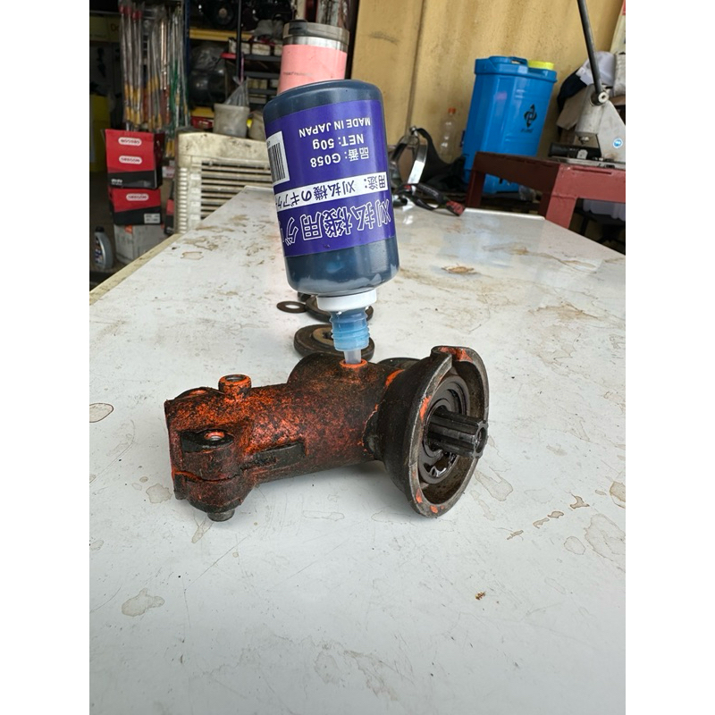 JAPAN GREASE UNTUK GEAR CASE MESIN RUMPUT WITH NOZZLE | Shopee Malaysia