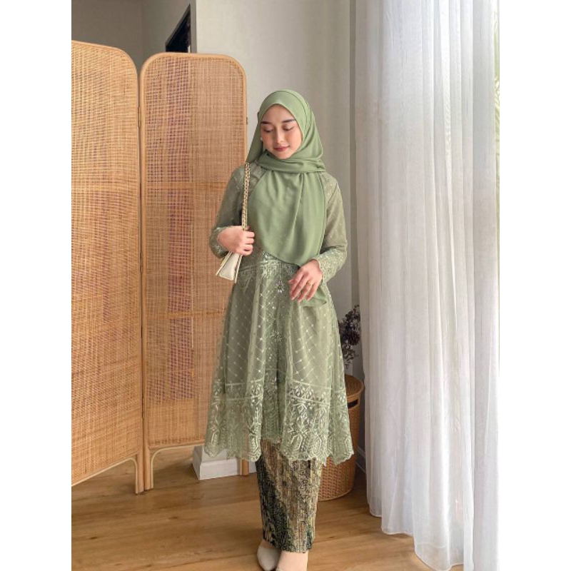 ANGGERIK KEBAYA | LACE BATIK KEBARUNG | BAJU RAYA 2024 | Shopee Malaysia