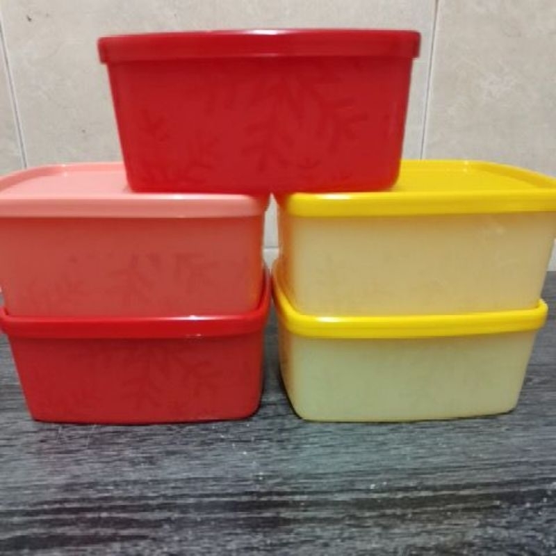 Tupperware Snowflake Square Round Container for Food Storage 400ml ...
