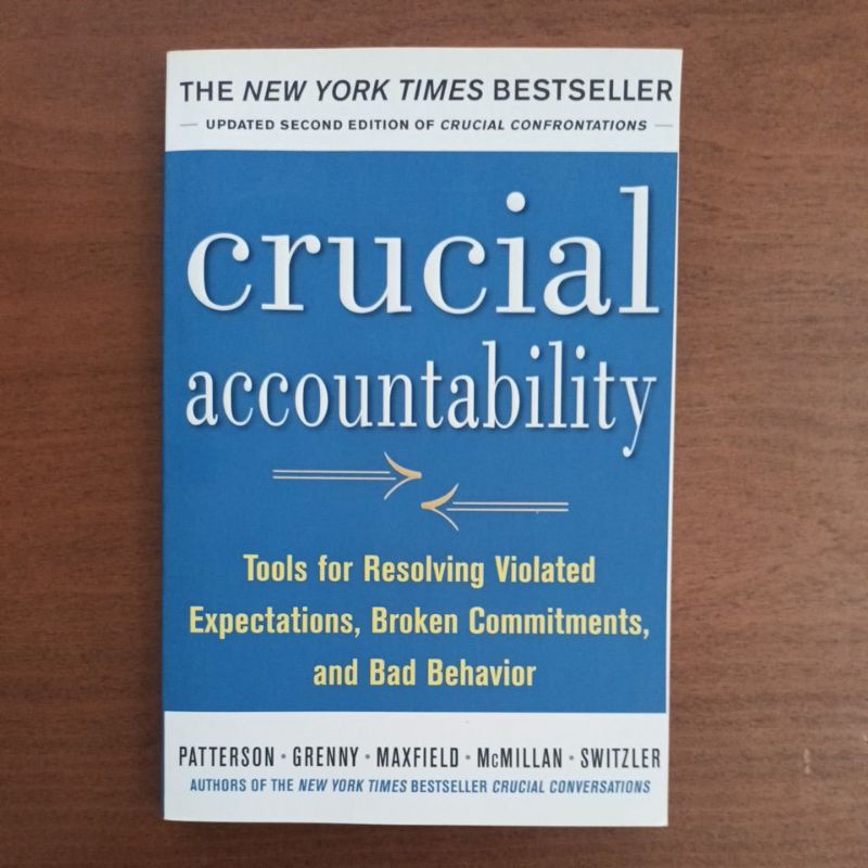 [Book] Crucial Accountability (pre-loved) | Shopee Malaysia