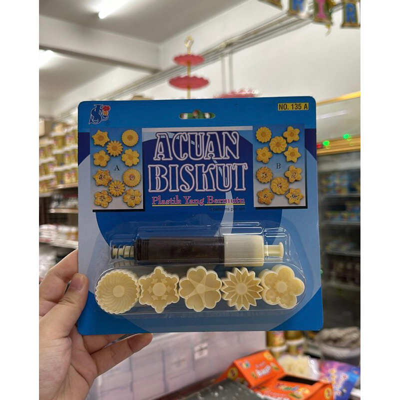 ACUAN BISKUT PLASTIK BERBAGAi BENTUK UTK RAYA | Shopee Malaysia