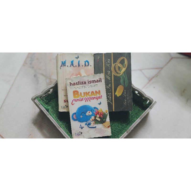 PRELOVED NOVEL - COMBO 3 NOVEL ( M.A.I.D / BUKAN CINTA MONYET / JODOH ...