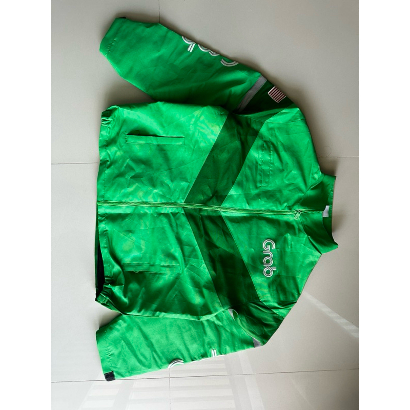 Jaket / jacket Grab size L (new) | Shopee Malaysia