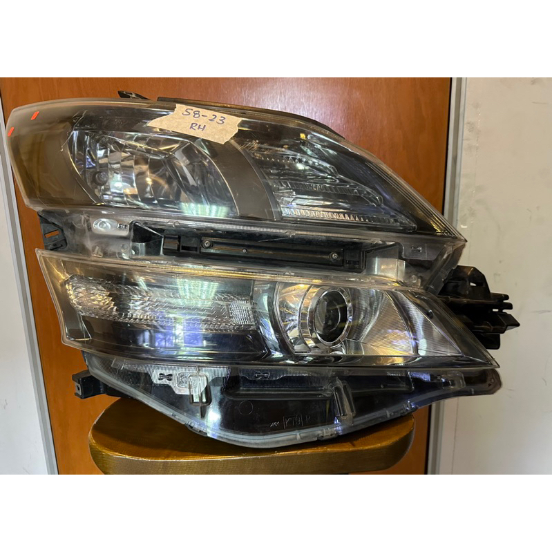 TOYOTA VELLFIRE ANH20 ICHIKOH : 58-23 HEAD LAMP HID RIGHT SIDE / LAMPU ...