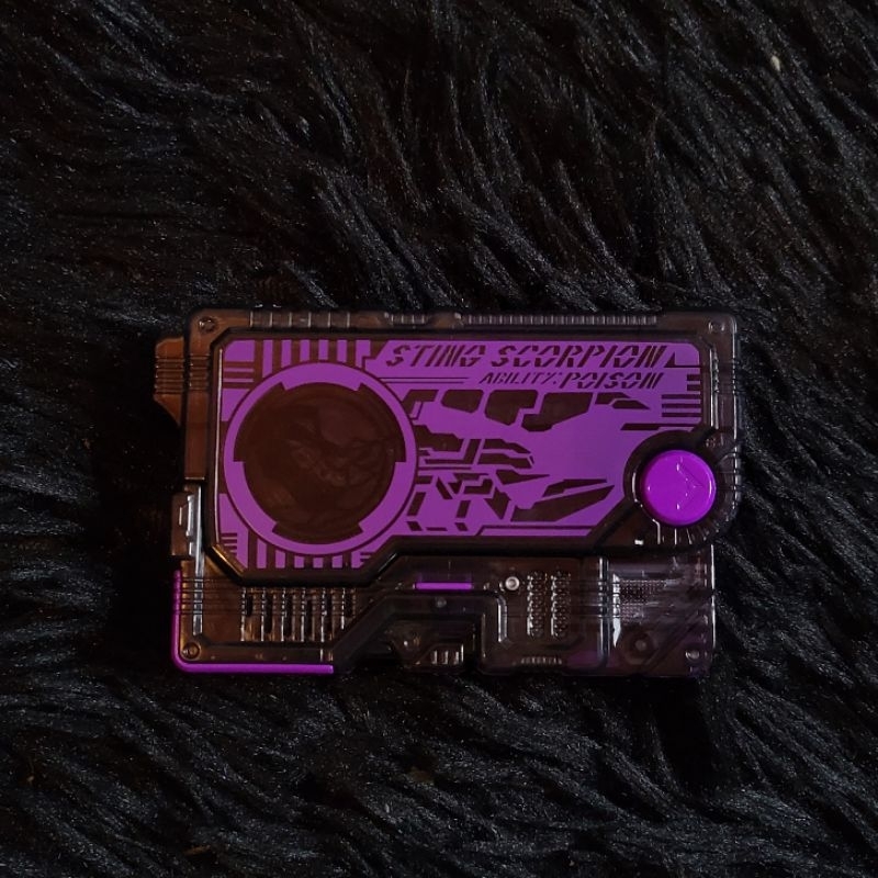 Bandai Memorial DX Horobi Poison Sting Scorpion Progrise Key Kamen ...