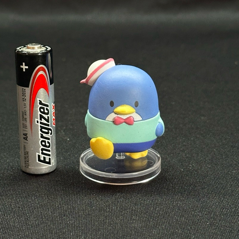 Bandai Gashabox Crayon Shin-chan x Sanrio Characters Tuxedo Sam Figure ...