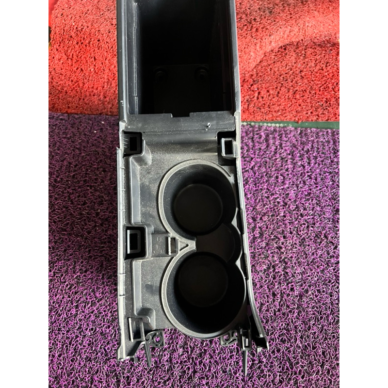 🔥USED JAPAN🔥LEXUS CT200 ZWA10 ARMREST CENTRE CONSOLE BOX | Shopee Malaysia
