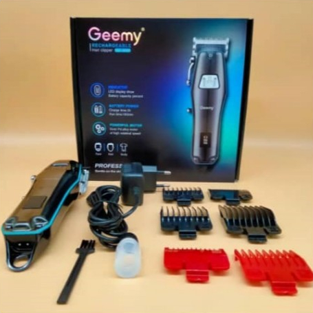 NEW GEEMY GM-6680 Cordless Reachargeable Hair Clipper GM 6680 With 6 Attachment Comb Mesin ...