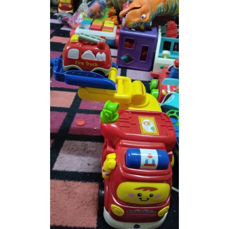 Vtech Toot toot Big Fire Engine Playset with Small Toot Toot | Shopee ...