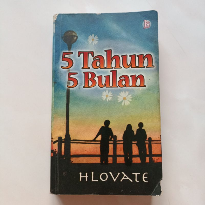 5 Tahun 5 Bulan by Hlovate(preloved) | Shopee Malaysia