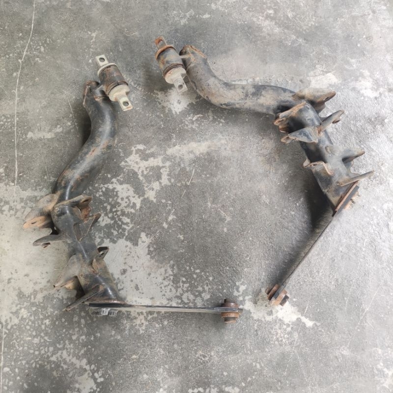 Honda stream RN1 RN3 RN5 rear lower arm used japan | Shopee Malaysia