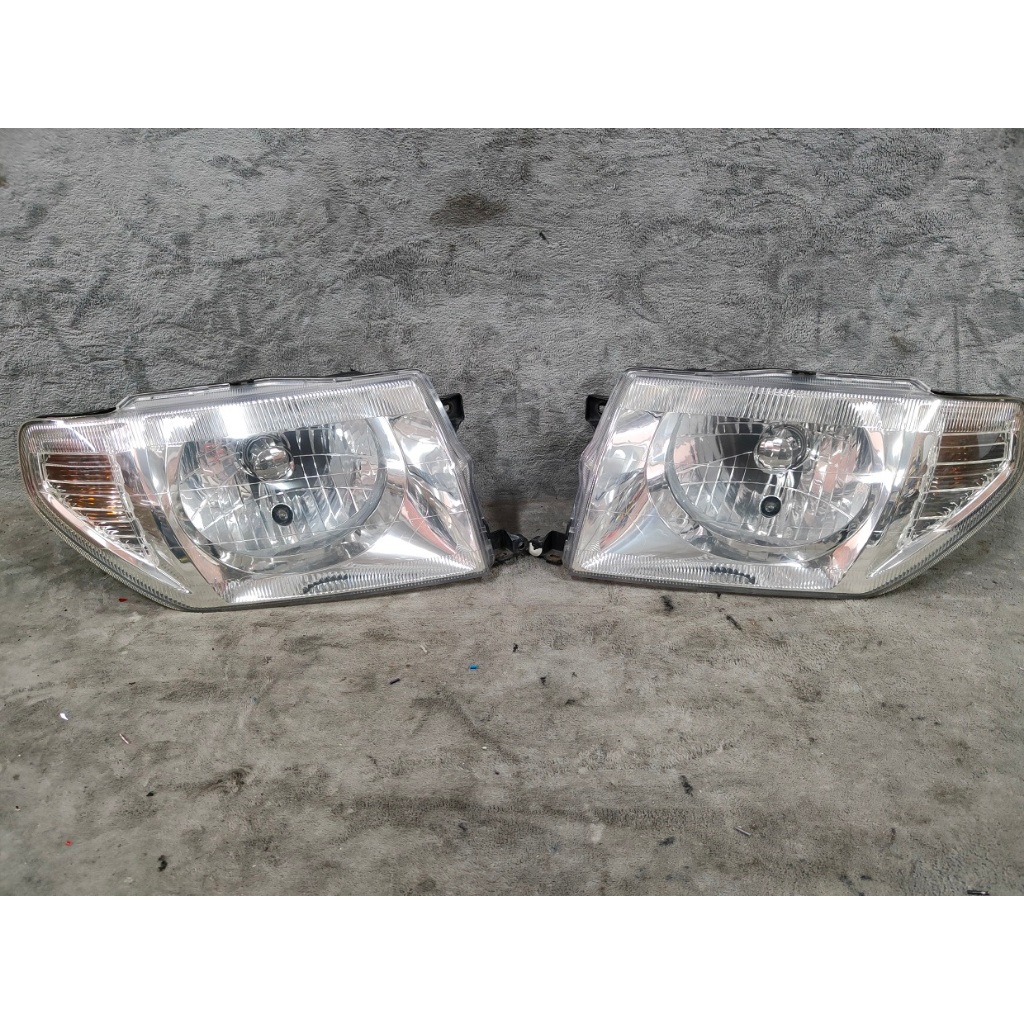 JDM Mitsubishi Pajero IO H77W H76W Head Lights Lamps Front Light Lamp Lampu Depan | Shopee Malaysia