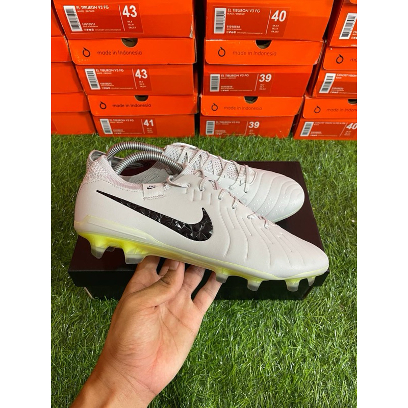 Kasut Bola-Nike Tiempo Legend 10 "Rising Gem Pack" Elite FG | Shopee ...
