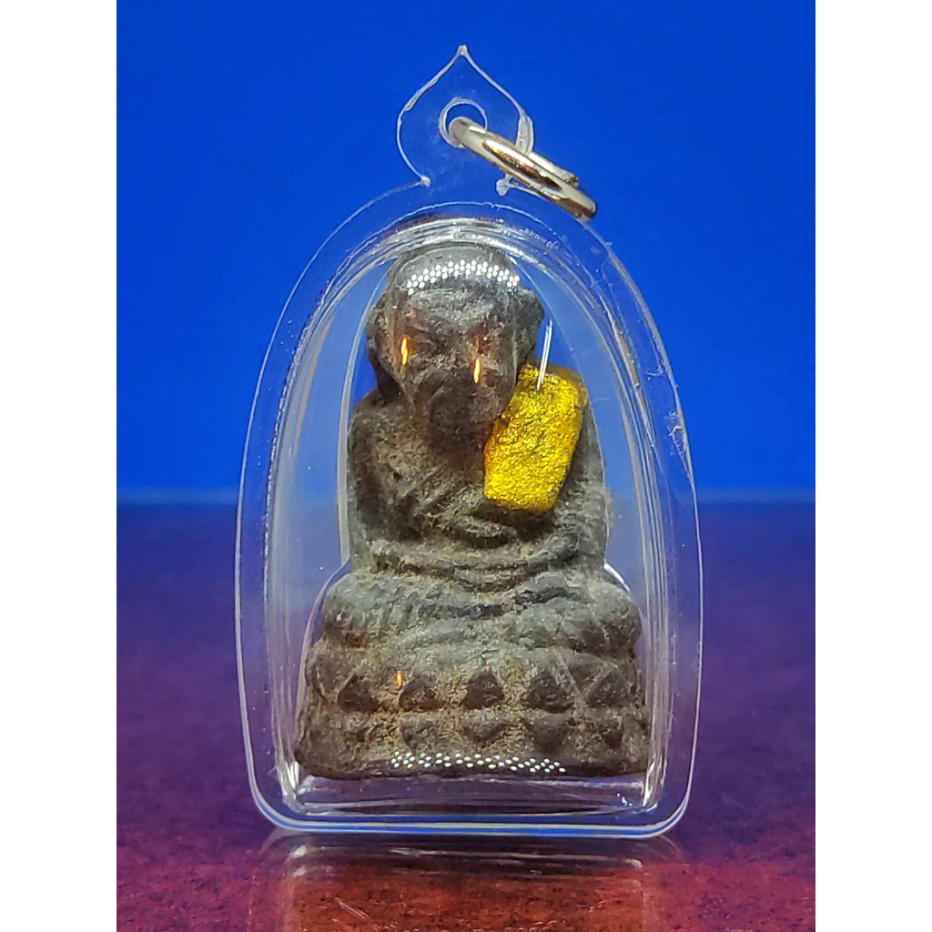 药料经粉车神圣僧龙普托小立尊佛牌,泰国督造龙普托佛牌首席大師,阿赞添于1963年在蛇珠庙(圣僧龙婆托驻世原庙)念经Master Legend ...