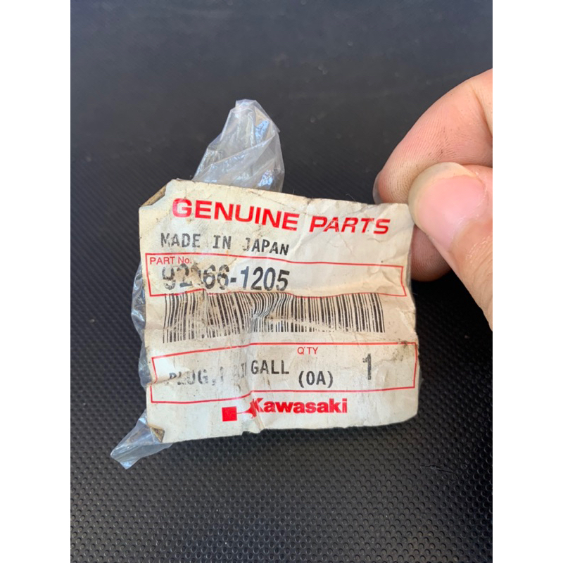 Original KAWASAKI Part 920661205 , Main Gallery Plug | Shopee Malaysia