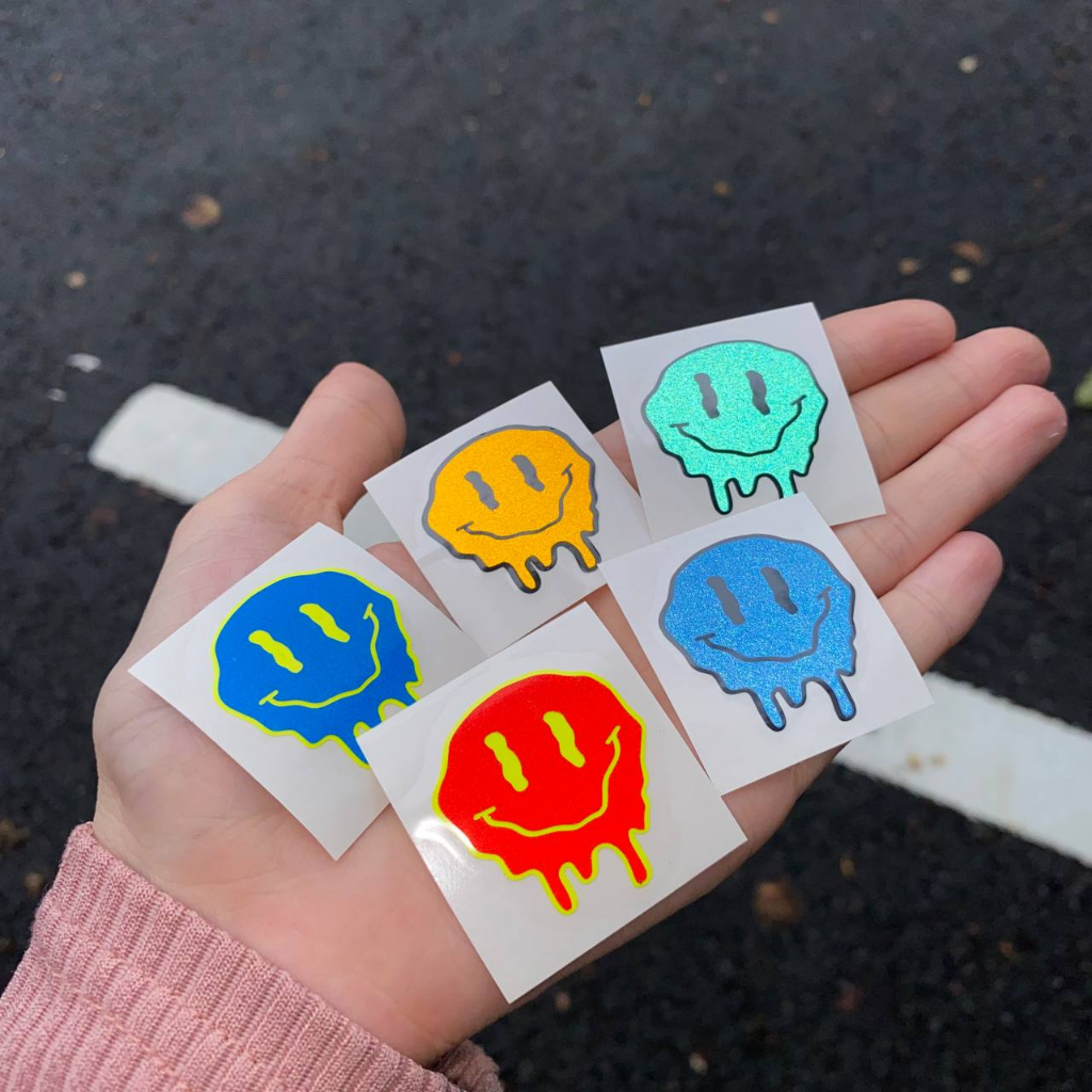 STICKER SMILE PANTUL CAHAYA | STICKER MOTOR | STICKER KERETA | Shopee ...