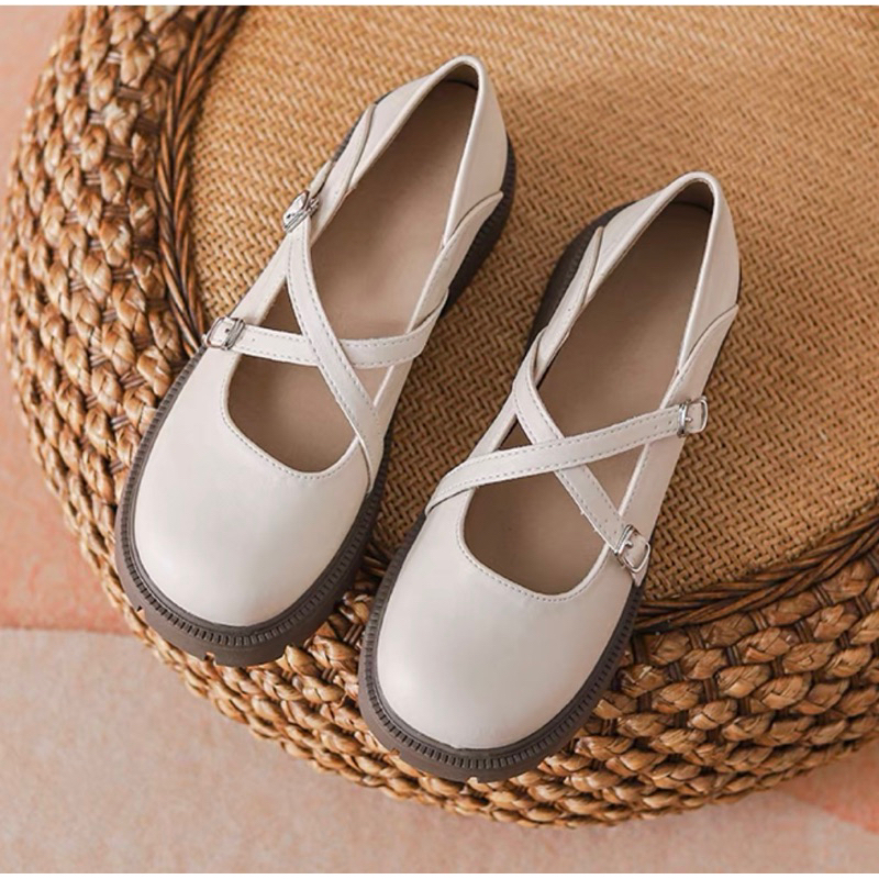 Cream Color Cross-Strapped Loafer | Shopee Malaysia