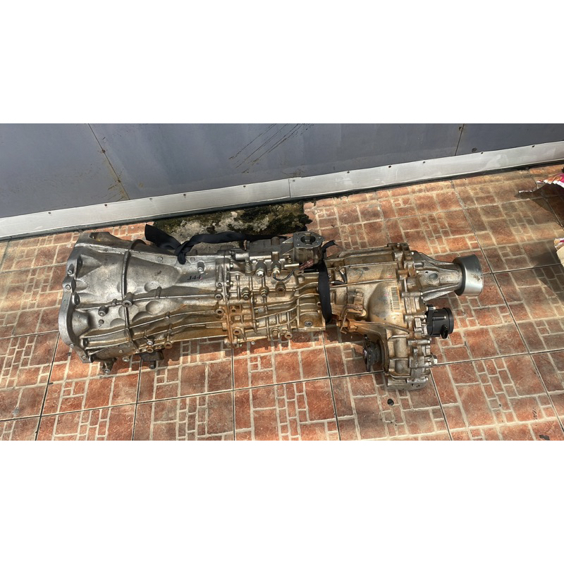 ISUZU DMAX X-TERRAIN MODEL 4JJ3 4WD TRASMISSION GEARBOX MANUAL (TRADE ...