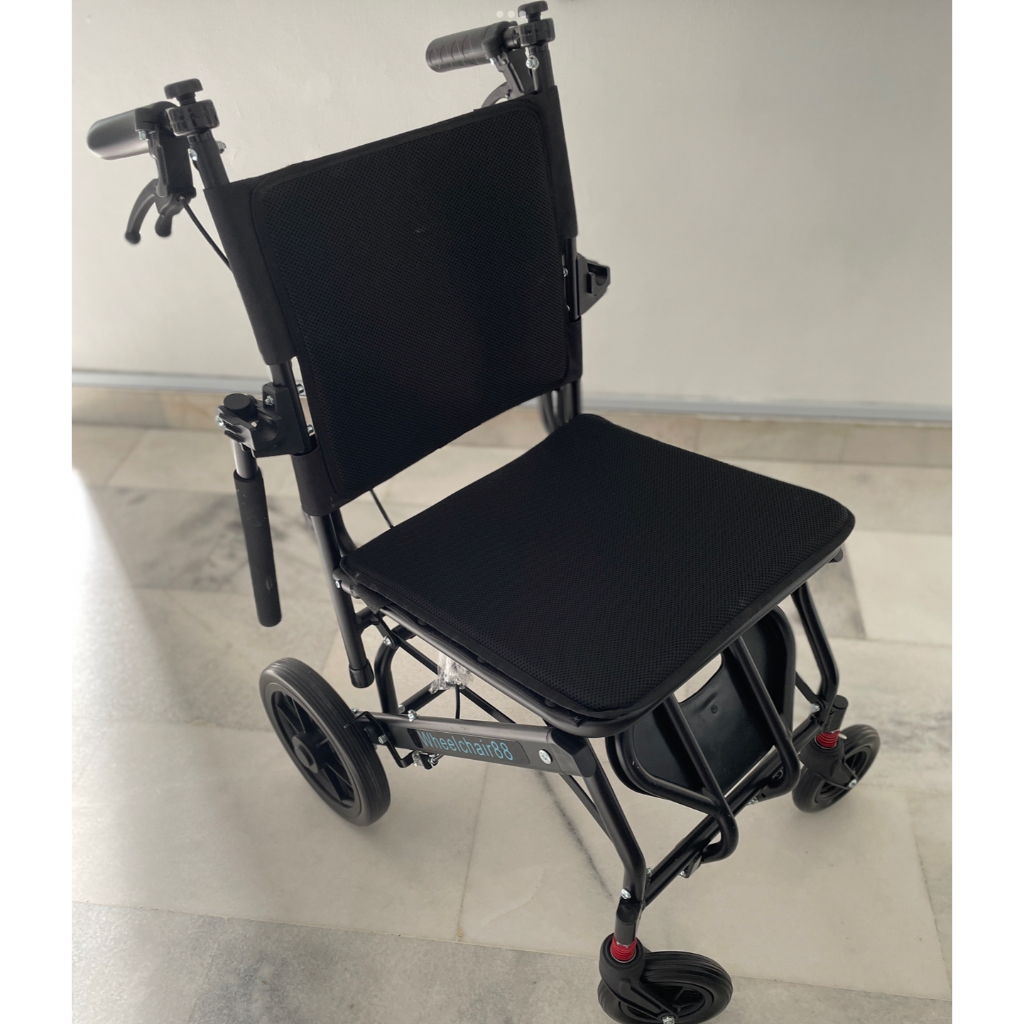 Foldable Premium Lightweight Wheelchair | Secondhand | Kerusi Roda ...