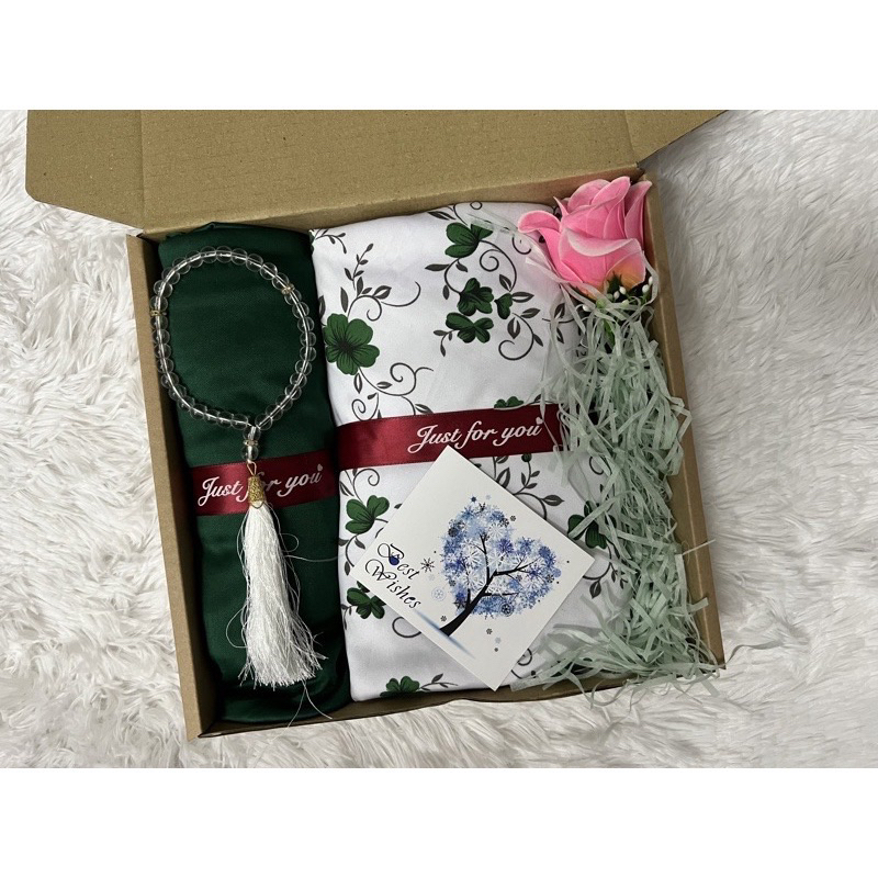 Set Surprise Gift Box Telekung / Kain telekung Viscose Printed Bunga ...