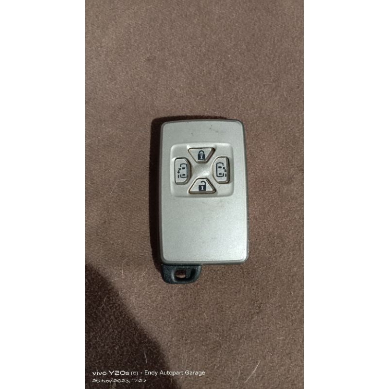 Smartkey Keyless Remote 4 Button For Toyota Estima Acr50 Alphard Anh10 ...