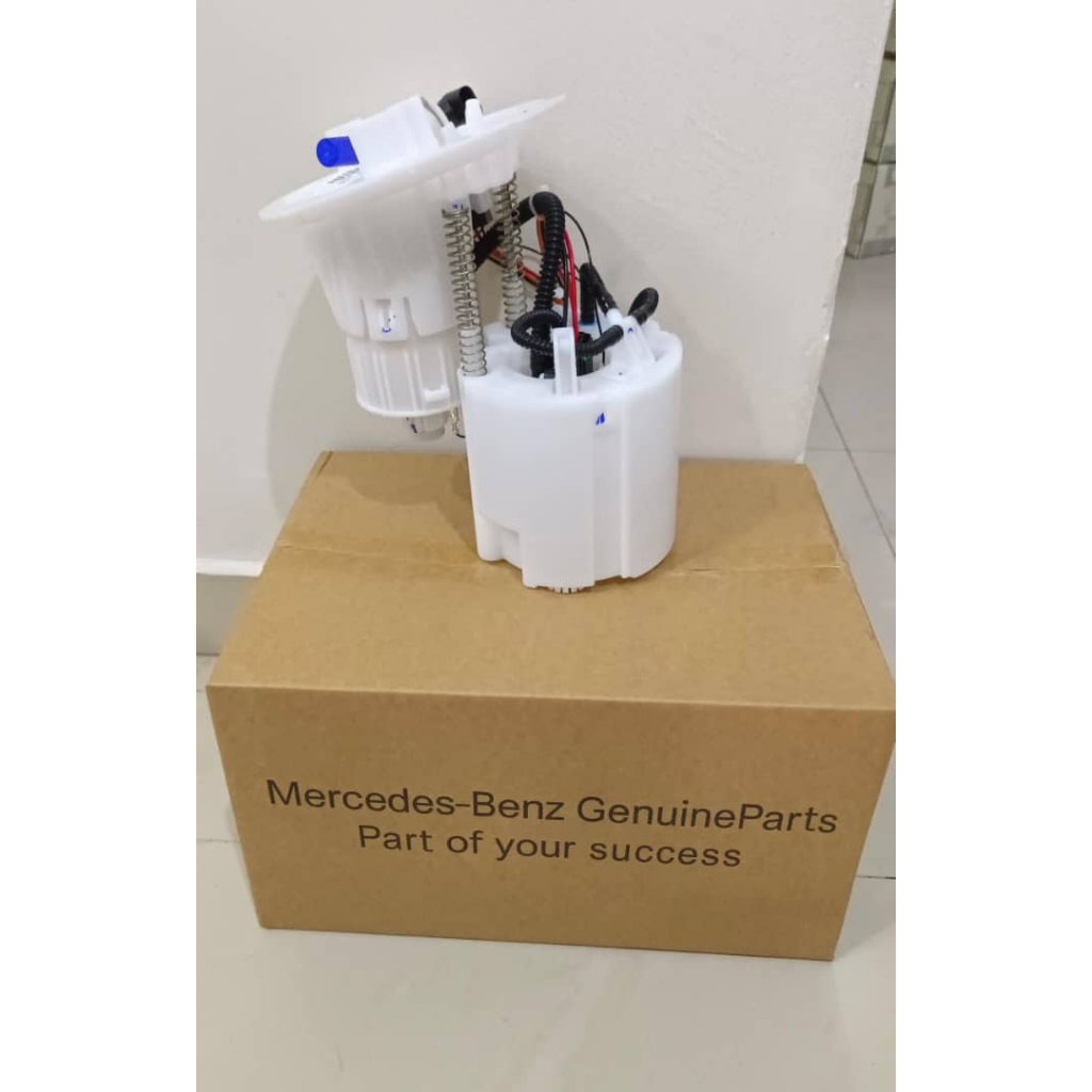2464701694 FUEL PUMP MERCEDES W117 CLA 250 CLA45 AMG W246 W176 A250 A45 ...