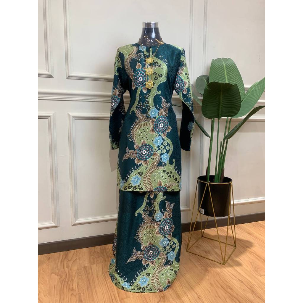 KURUNG MODEN BATIK MUSTIKA (KURUNG MODEN BATIK MALAYSIA) | Shopee Malaysia